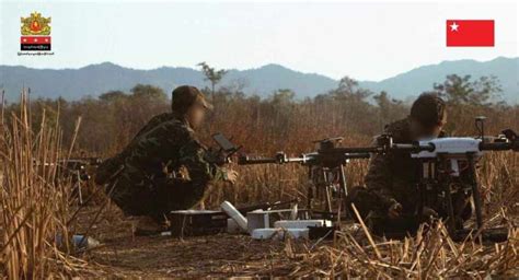 ပုလောမြို့နယ်၊ မီးလောင်ချောင်းရွာရှိ စစ်ကောင်စီ တပ်သားများ တပ်စွဲထားသော ကင်းတဲကို ဒရုန်းဖြင့