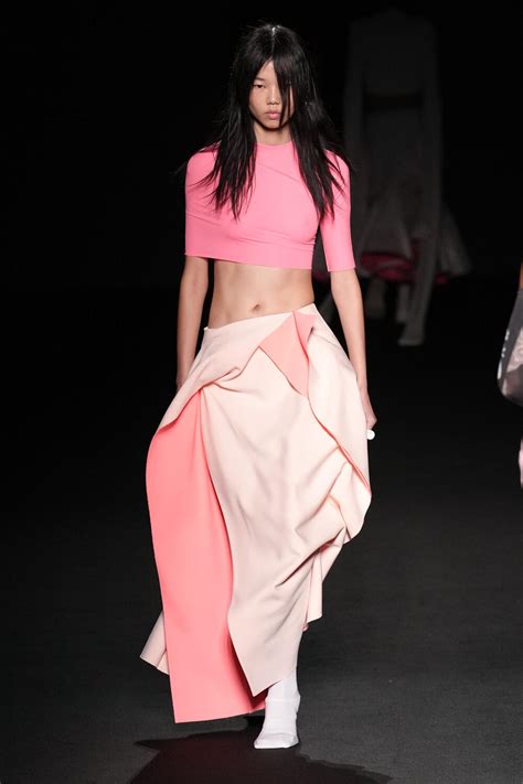 Top 20 Breakout Runway Models Of Spring 2023 The Impression