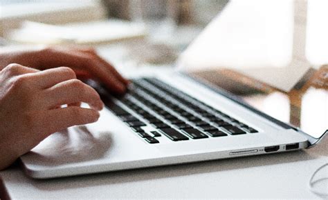 Perbedaan Laptop Notebook Dan Netbook Ukuran Spesifikasi