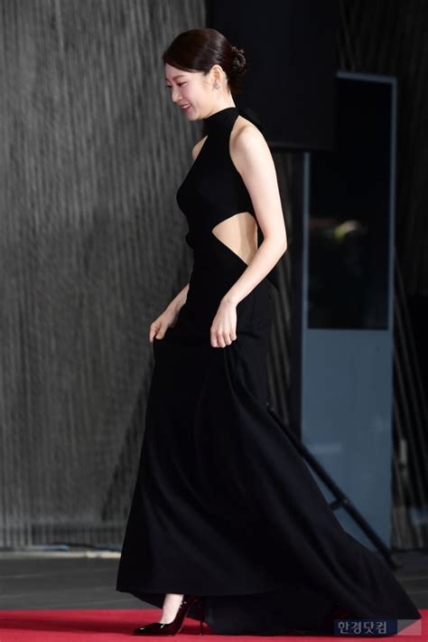 공승연 오늘은 우아한 배우로~ 2022 Sbs 연기대상 한국경제