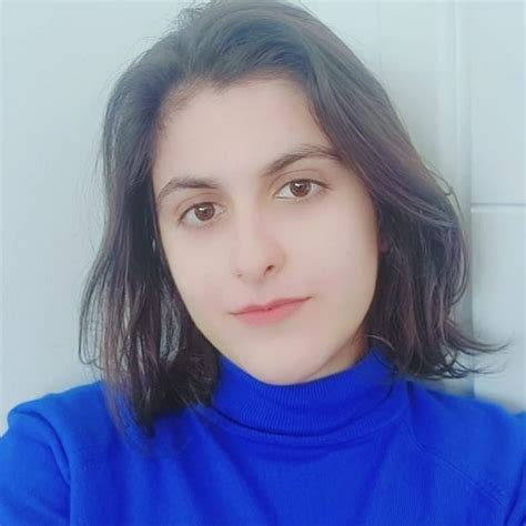 Yasmine Karray Medium