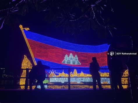 បុណ្យអុំទូក៖ ក្រសួងទេសចរណ៍ ណែនាំឱ្យតុបតែងបង្ហាញពីវប្បធម៌ តែកុំប្រាសចាកទំនៀមទម្លាប់ខ្មែរ