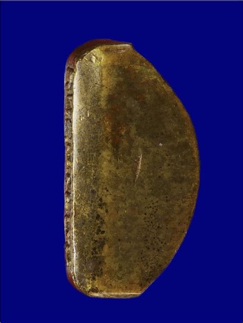 รูปปั๊มเหมือนหลวงพ่อทบ ธัมมปัญโญ รุ่นกระโดดร่มพิมพ์b นิยม เนื้อทองเหลือง ออกวัดชนแดน ปี2500 พระ