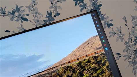 Microsoft Edge S Sidebar Is Coming To The Windows 11 Desktop Windows Central