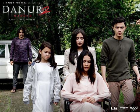 Ada Drama Hingga Horor Ini 11 Film Terbaik Prilly Latuconsina Showpoiler