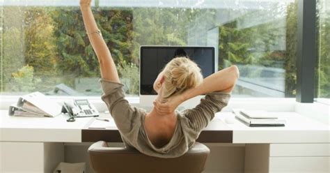 6 лучших упражнений на растяжку для тех кто работает сидя Hochu Ua