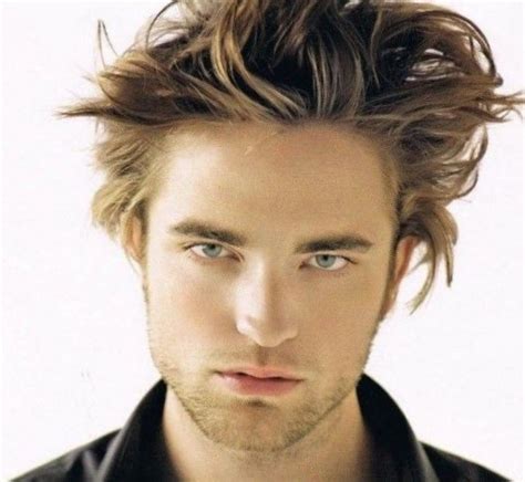 Чоловічі зачіски для волосся середньої довжини