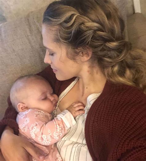 テリーサ・パーマーさんのインスタグラム写真 テリーサ・パーマーinstagram 「whoever Loved That Loved