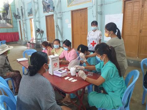 ကျိူက်မရောမြို့ပေါ်ရှိစားသောက်ဆိုင်ဝန်ထမ်းများနှင့်စျေးသည်များအားအသည်းရောင်အသားဝါဘီပိုးနှင့