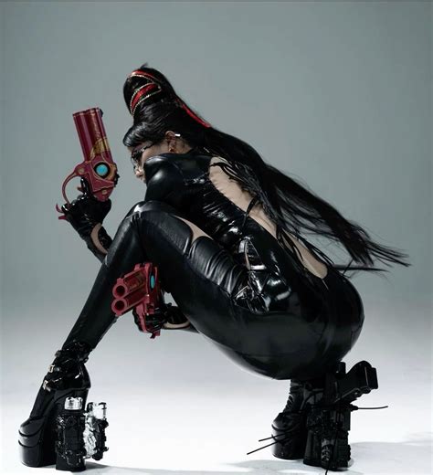 Bayonetta Frases Romanticas De Peliculas Posturas Dinámicas Poses