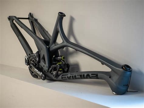 2020 Evil Calling Frame Shock Medium For Sale