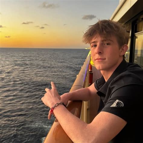 Miles Bowley Miles Bowley • Threads Say More