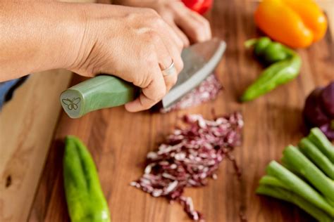 Checkerspot Releases Algae Based Plastics Prototype Kit For Designers