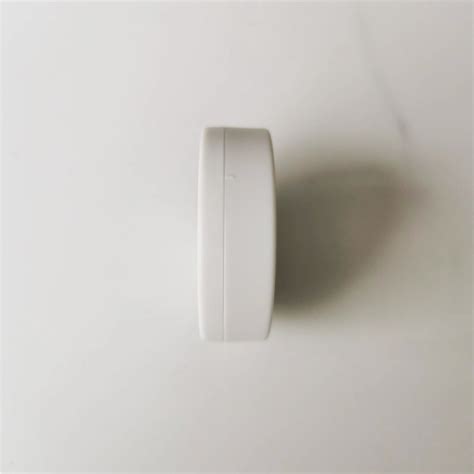 Low Cost Small Size Waterproof Ip68 5years Nrf52 Ble 5 Ibeacon Eddystone Bluetooth Beacon