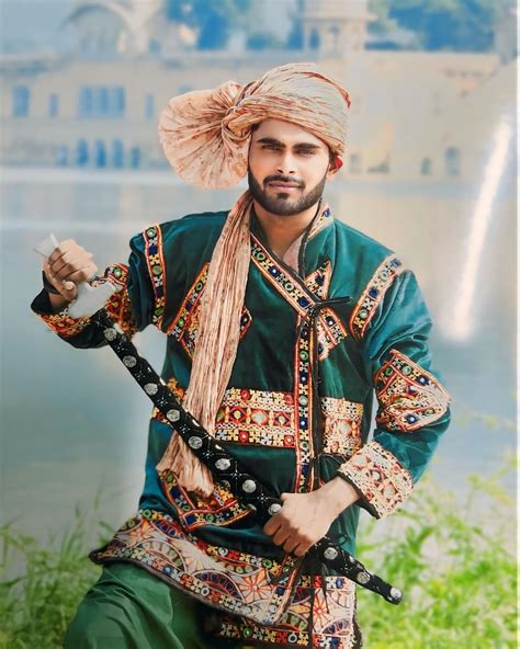 Aafi Thakur Aafilyrics • Instagram Photos And Videos