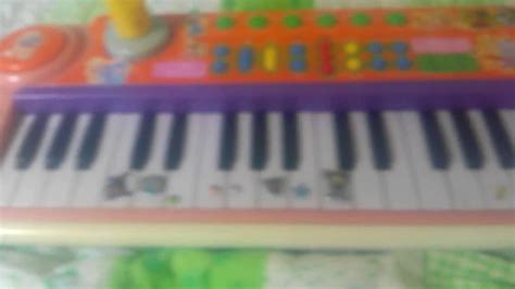 [영그린 Grren]장난감 피아노로 텐 리틀 인디안 바꿔 부르기 Youtube
