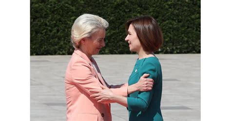 С групова снимка официално бе открита срещата на върха на Европейската политическа общност