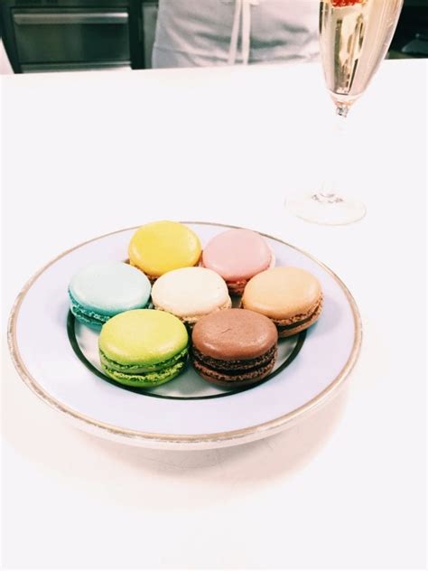 Ladurée Macaron Class Carly