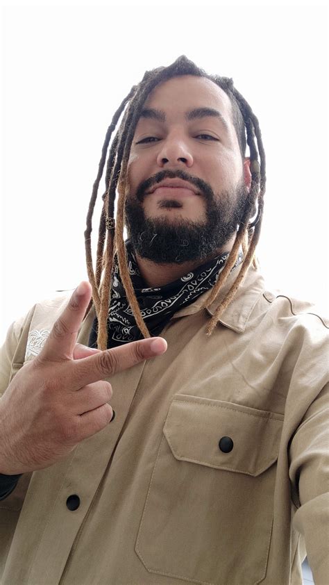 About Raphael Silva Medium