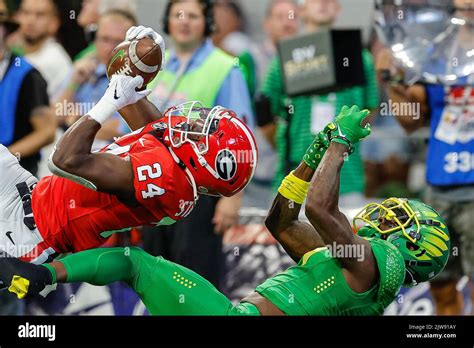 September 3 2022 Georgias Malaki Starks 24 Makes This Interception In Front Of Oregons