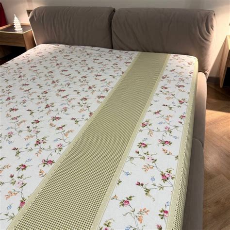 Простирадло на резинці 160х200 світло бежеве з квітами Бязь Голд Ananasko Pr300 купити онлайн