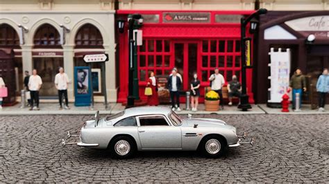 金手指 Mini Gt Aston Martin Db5 Goldfinger” Hktoycar 手推車