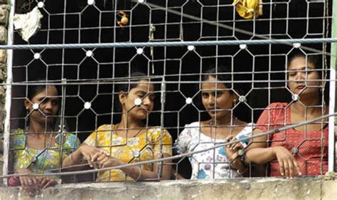 Delhi Women Commission sent summon to GB Road prostitutes house owners अब पत चलग जब रड