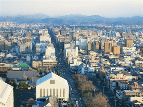 京都タワーから見た烏丸通 烏丸経済新聞