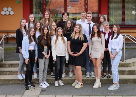 Schülerinnen 2 Klasse