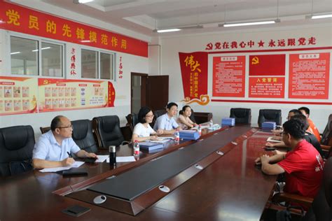 欢迎访问泸州市泸县梁才学校！ 我校接受依法治校工作评估验收