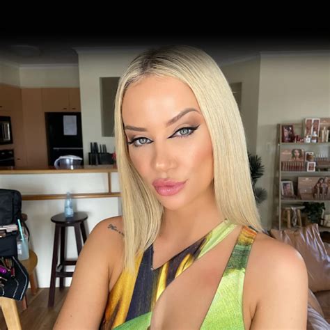Jessika Power - Age, Bio, Birthday, Family, Net Worth | National Today