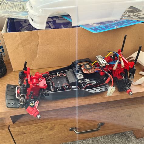 FS Tamiya Escort RS Cosworth 58112 DECALS PAINTED BODY BOXED CHASSIS UNFINISHED Sales Trades