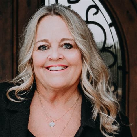 Julie Teels Instagram Twitter And Facebook On Idcrawl