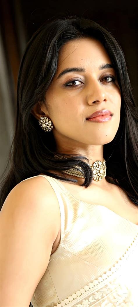 Mrinalini Ravi R Kollykattas