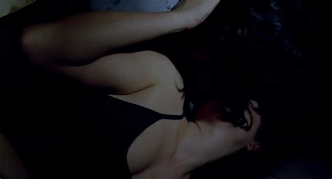 Голая Барбара Ленни в Dictado