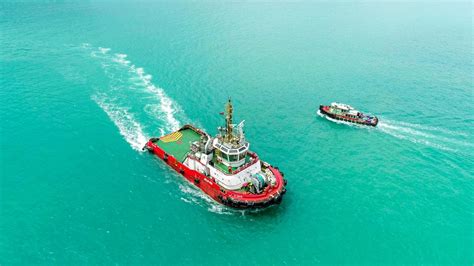 Tug Performs Autonomous Collision Avoidance In Port Of Singapore