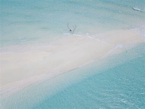 有啥简约高级的壁纸背景图？ 知乎