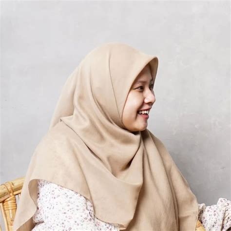 Hai Nina Threads Say More