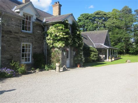 Tyddyn Llan Restaurant Review 2011 June Corwen British Cuisine Food