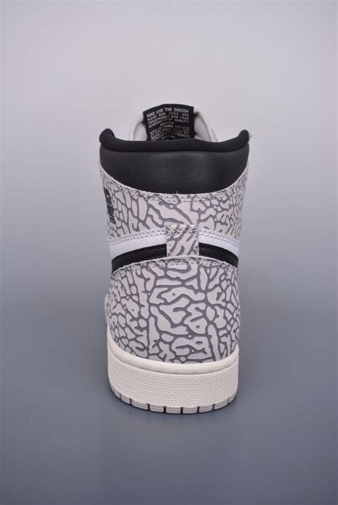 乔丹白水泥 Air Jordan 1 High OG White Cement Elephant Print 大象爆裂纹篮球鞋 哔哩哔哩