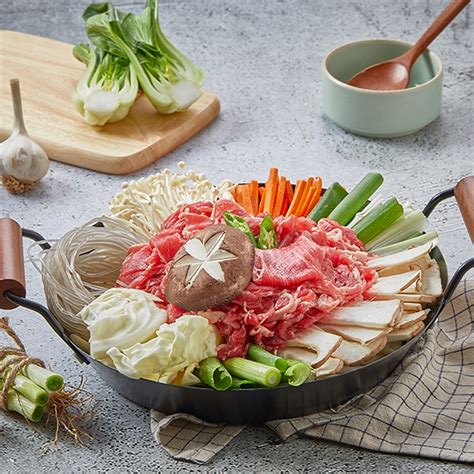 버섯 불고기 전골 요리 올인원 뚝배기불고기 서울식 간편국 밀키트 세트 2인분 820g 홈플러스 택배배송