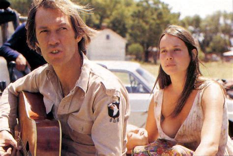 Naked Barbara Hershey In Boxcar Bertha