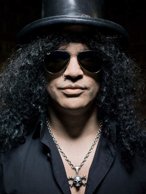 Slash não tinha intenção de usar sua cartola icônica por tanto tempo
