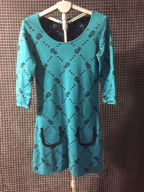 Сукню — ціна 80 грн у каталозі Короткі сукні Купити жіночі речі за доступною ціною на Шафі