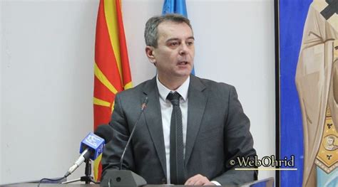 Градоначалникот Стојаноски ја повлече точката за надоместок за урбана опрема • Webohrid Single