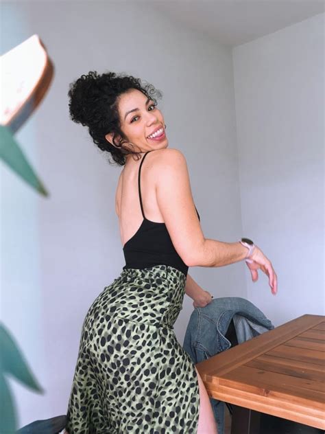 Be Your Ugc Creator Model Or Influencer By Helziebat Fiverr