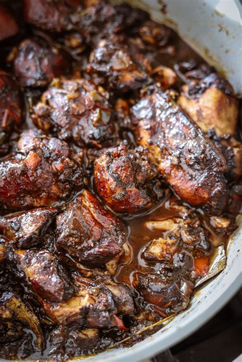 Brown Stew Chicken Caribbean Pot At Rita Ware Blog