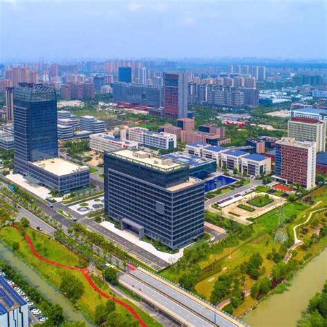 嘉兴日报刊登嘉兴科技城（南湖高新区）《以金融活水精准“资”润科创之花》新创私募基金国资