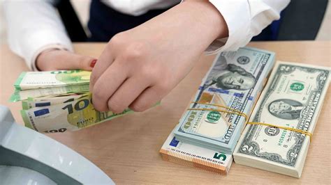 100 Đô bằng bao nhiêu tiền Việt Nam Cập nhật tỷ giá hôm nay