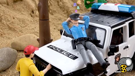 کودک و اسباب بازی ماشین بازی ساخت استخر شنا پارت 11 فیلو